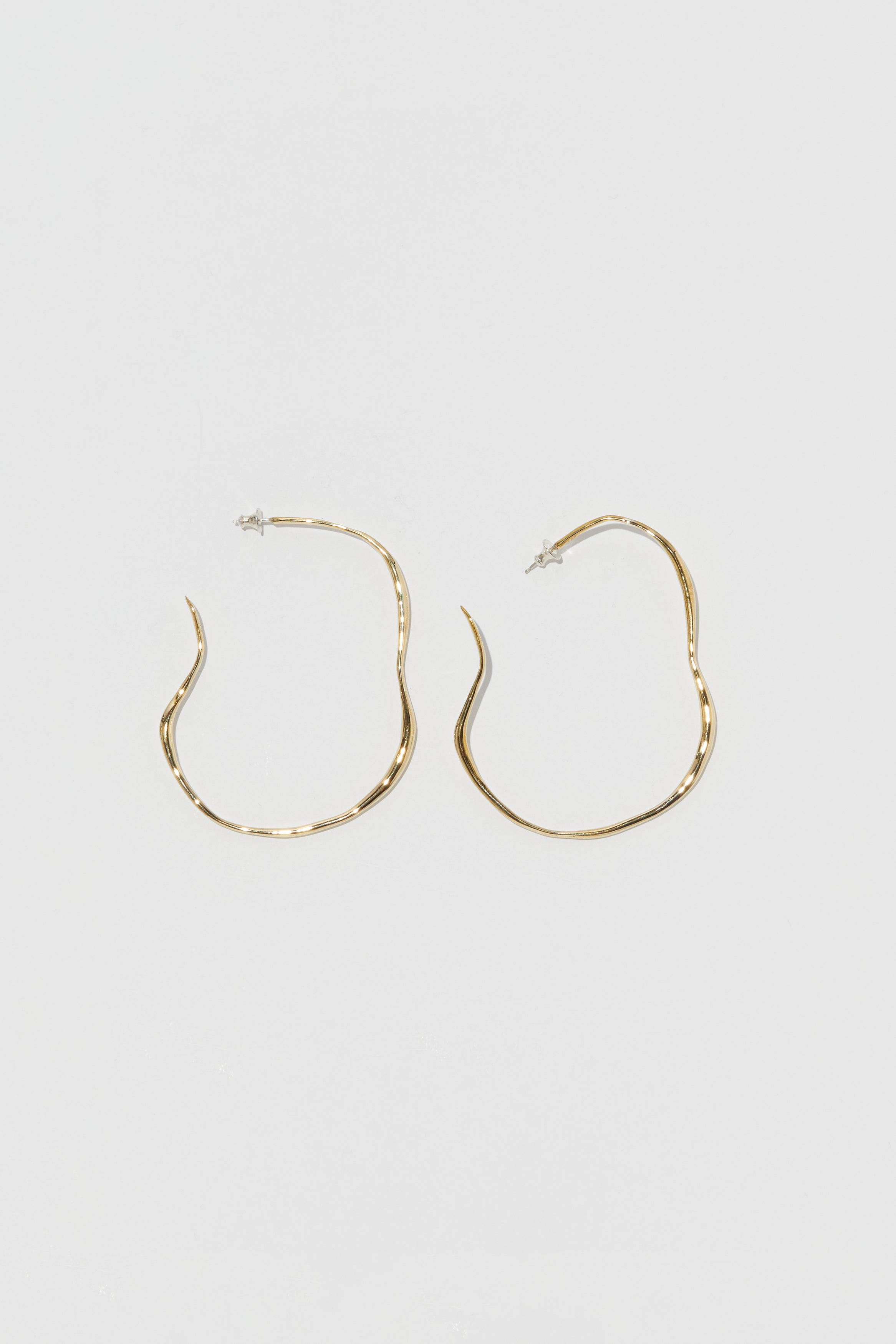 Shop the Faris Large Vero Hoops at Lee Mathews